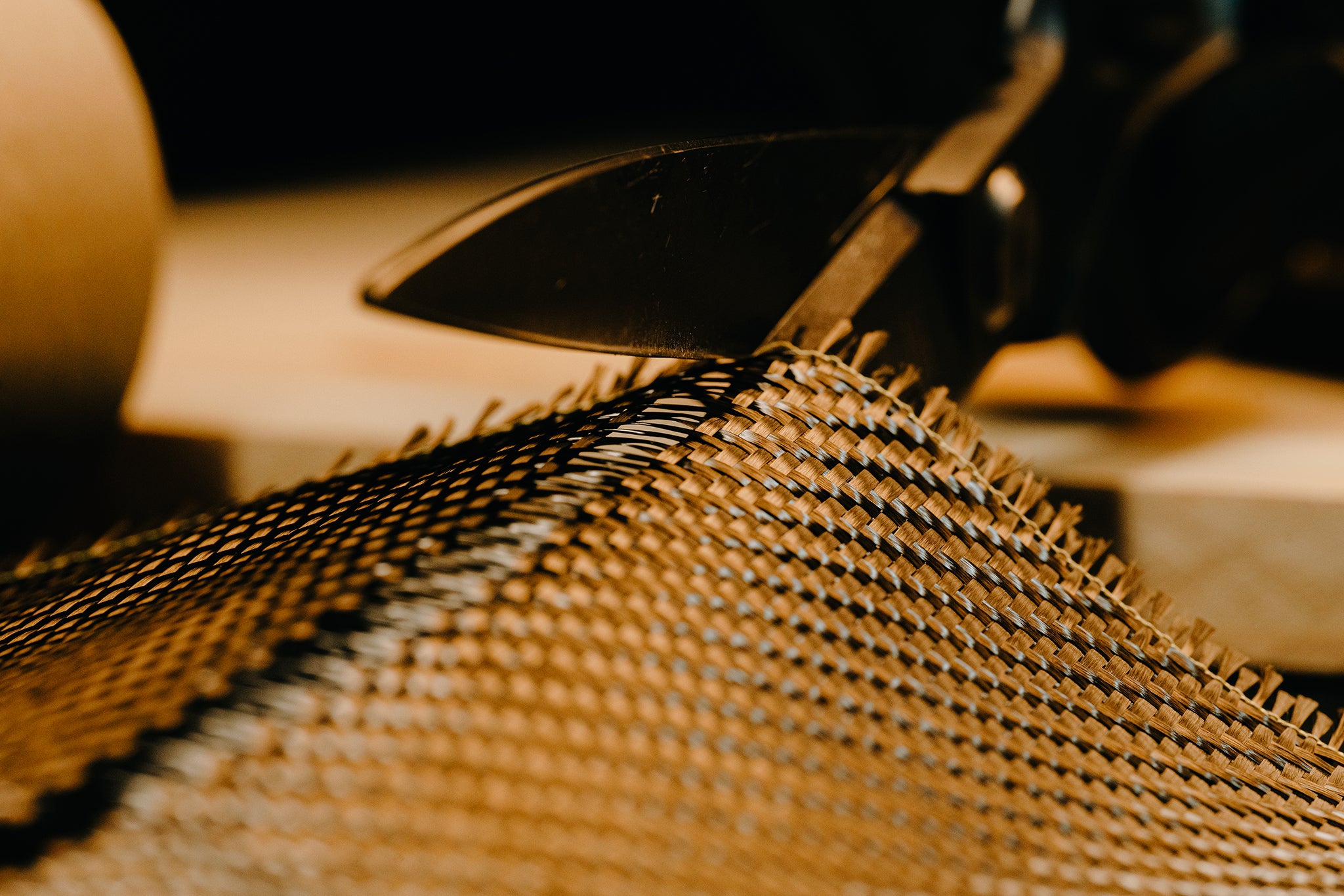 Why Carbon Fiber? The Strength Behind Slack Tide Lures – SLACK TIDE